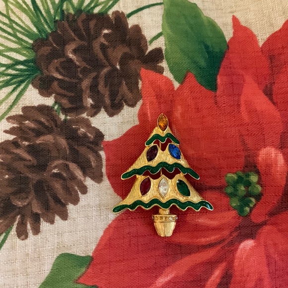 Jewelry | Vtg Enamel Rhinestone Christmas Tree Brooch Pin Gold Tone ...